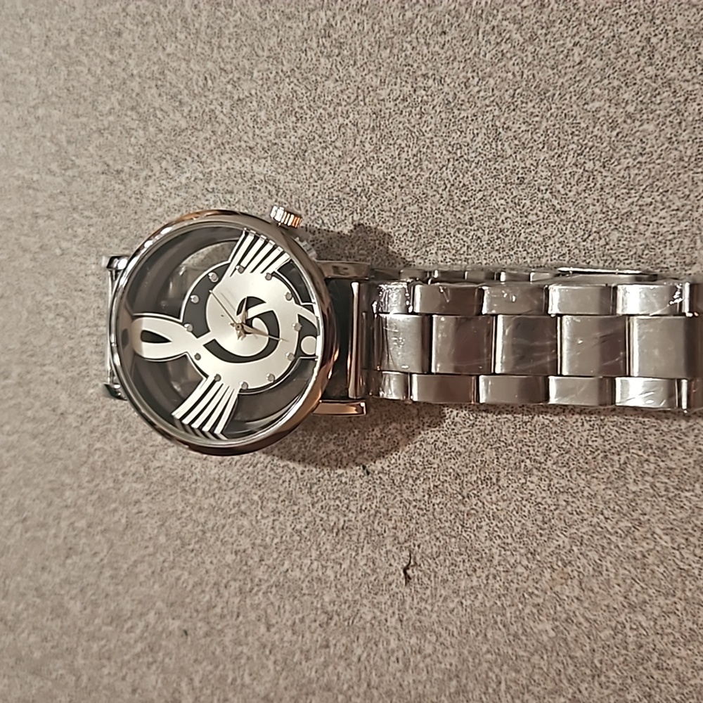 Silver Watch Music Note And See Threw Face - Gem